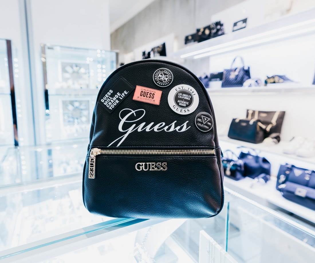 GUESS woman | Myslbek